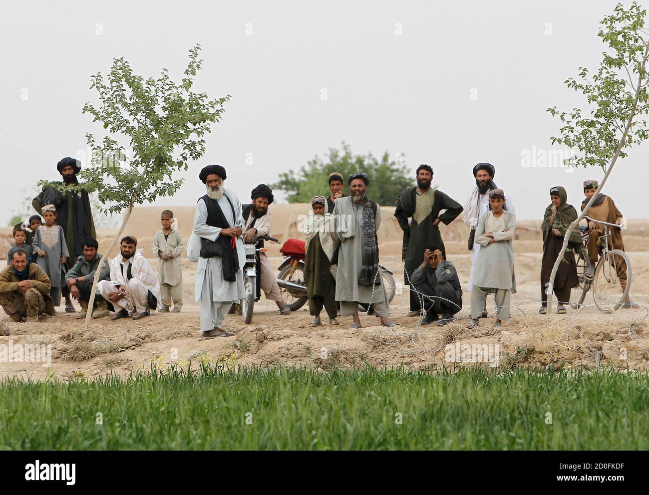 Gunshot wound leg hi-res stock photography and images - Alamy