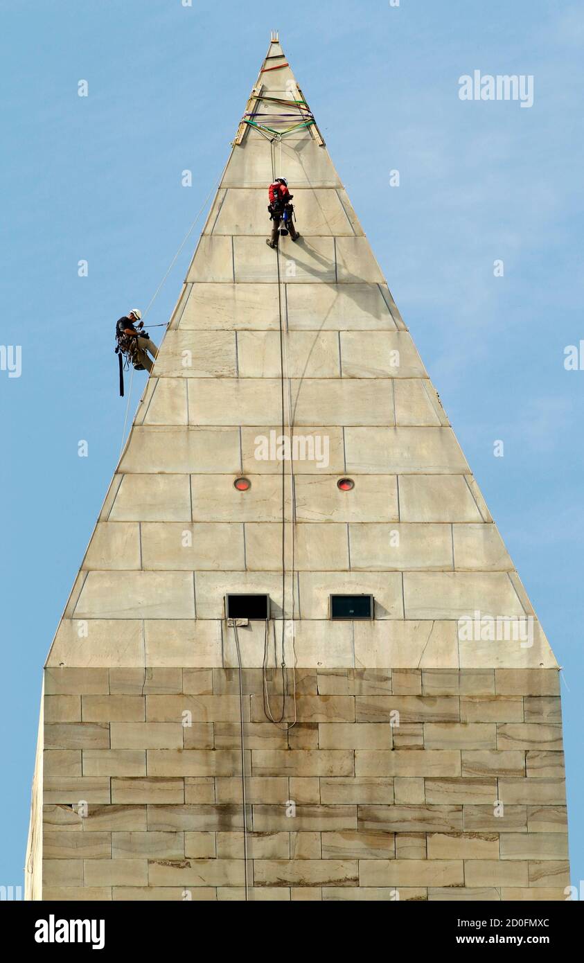 170 foot structure hi-res stock photography and images - Alamy