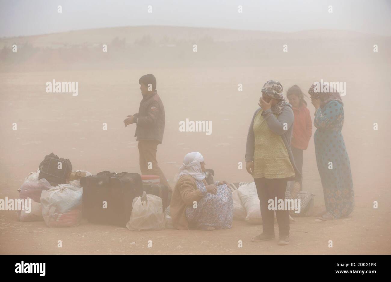 Middle east military sand storm hi-res stock photography and images - Alamy