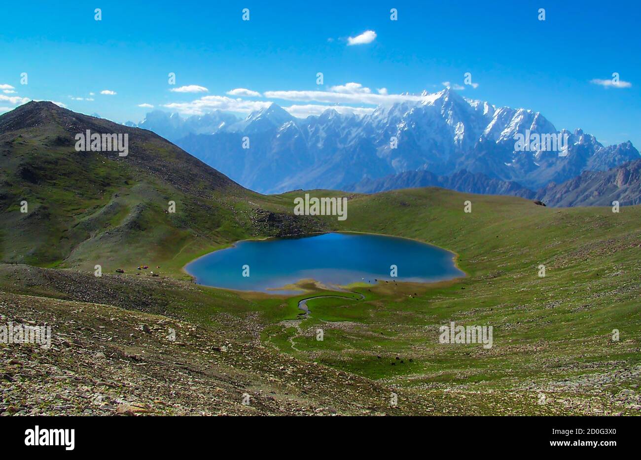 Pari peak hi-res stock photography and images - Alamy