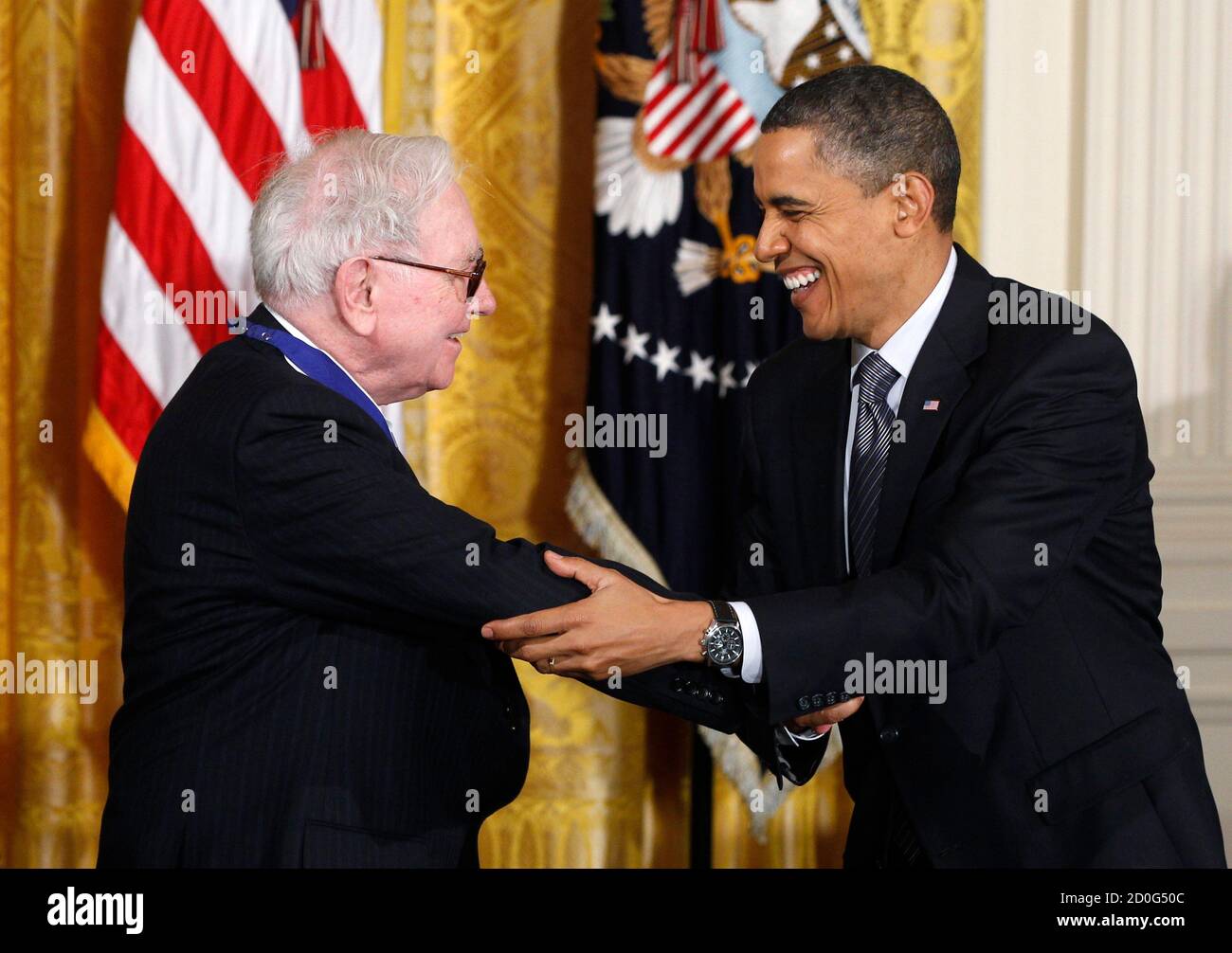 President Obama Warren Buffett Washington Dc Medal Of Freedom High ...