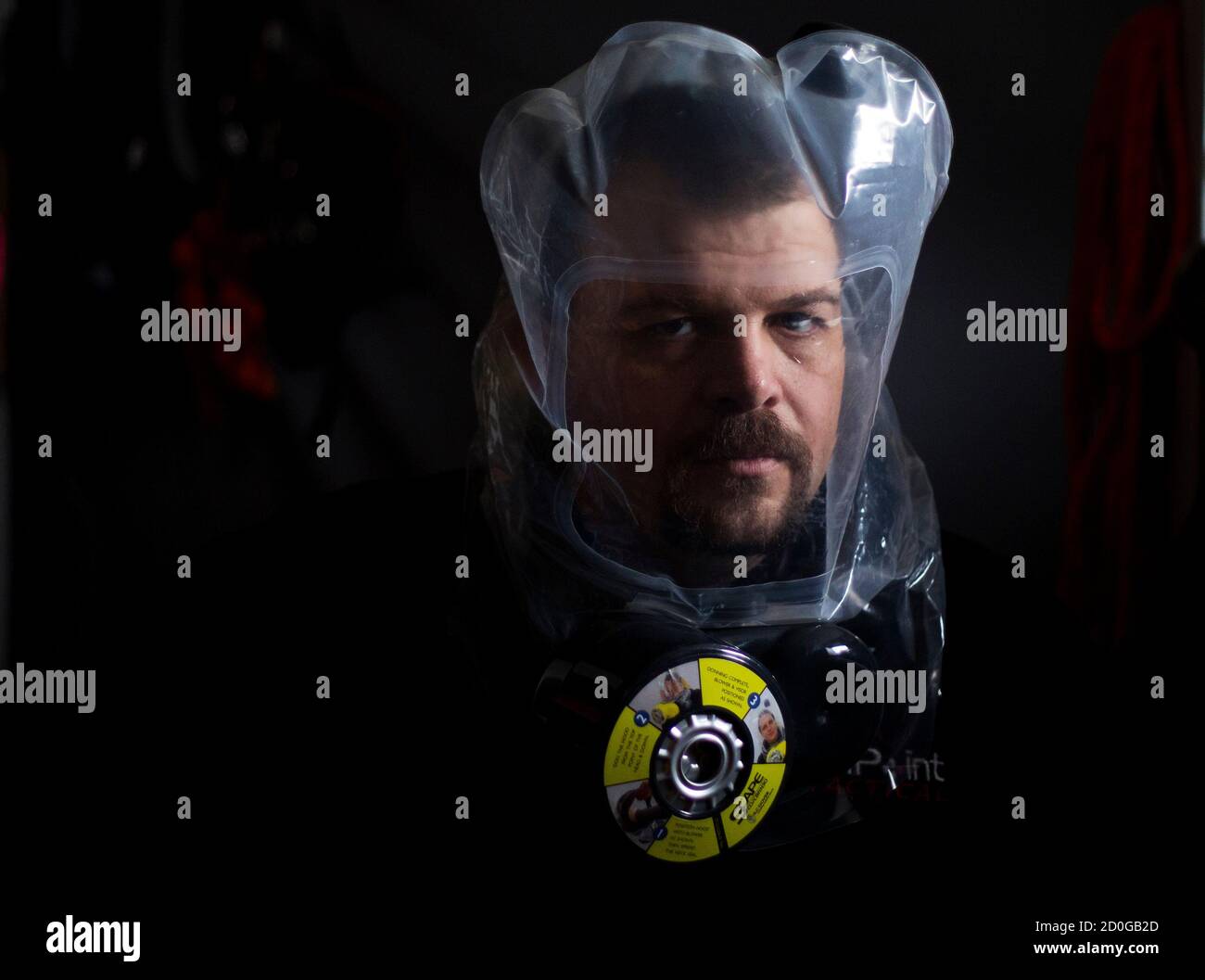 Burns with mask hi-res stock photography and images - Alamy