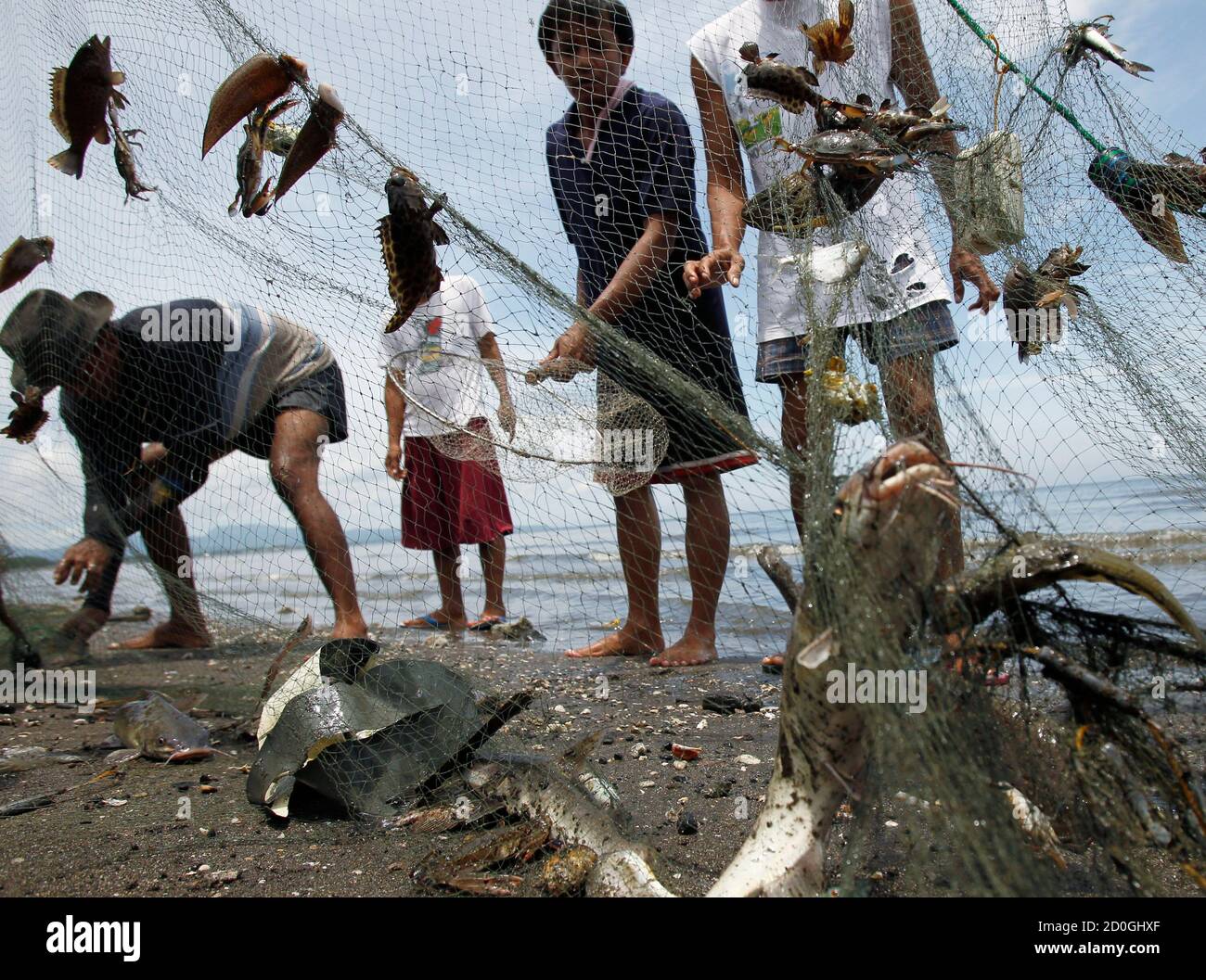 Filipino Fisheries High Resolution Stock Photography and Images - Alamy