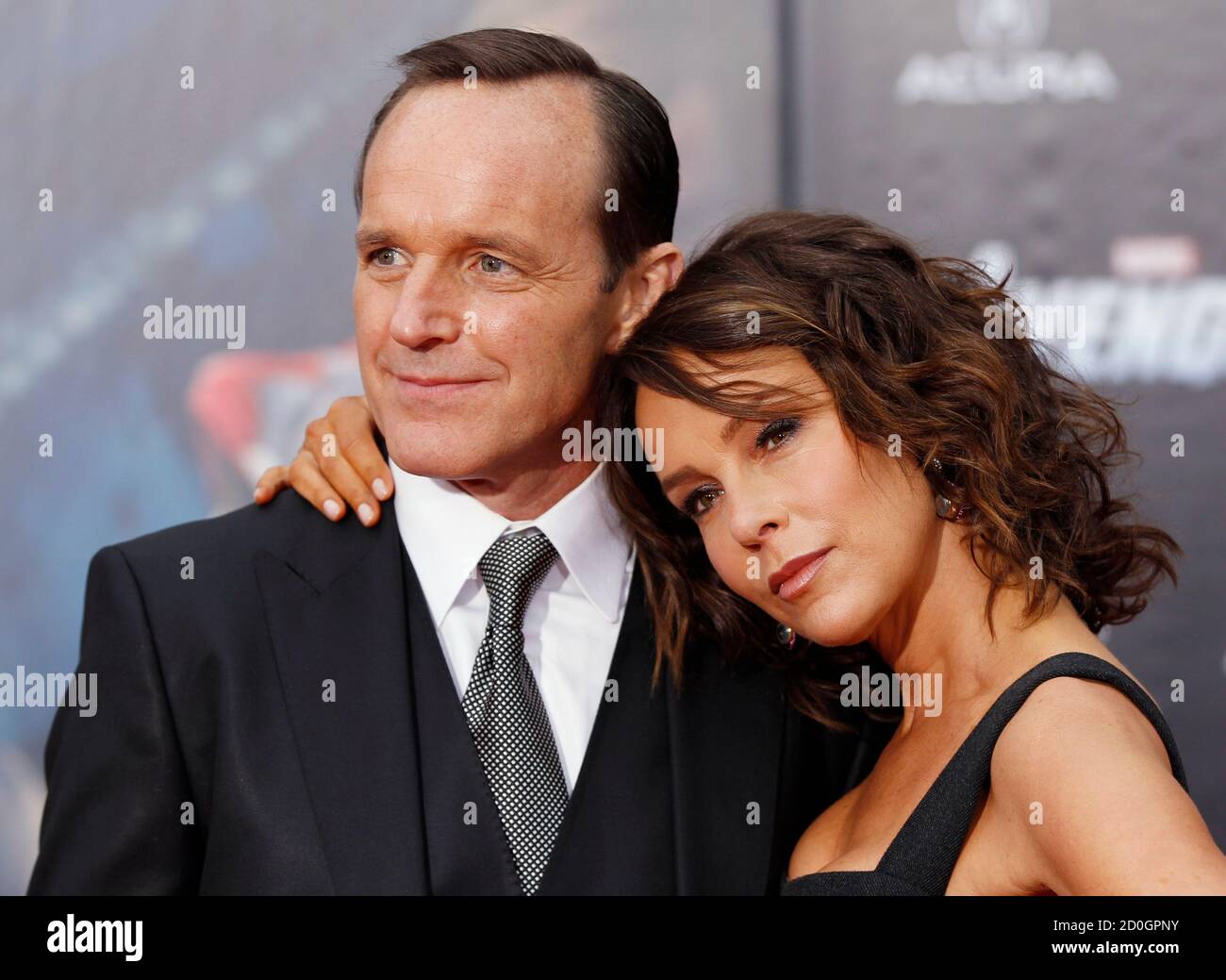 Clark gregg wife jennifer grey hi-res stock photography and images - Alamy