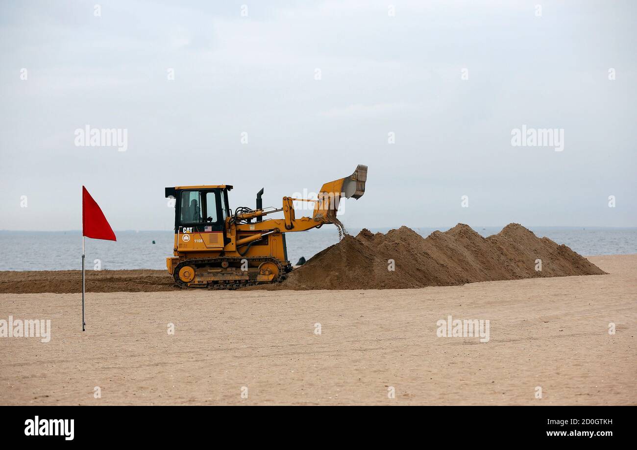 Berm beach hi-res stock photography and images - Alamy