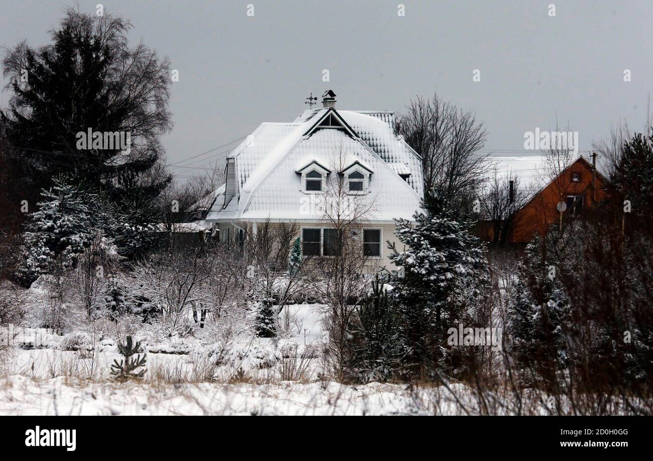 Ukrainian dacha hi-res stock photography and images - Alamy