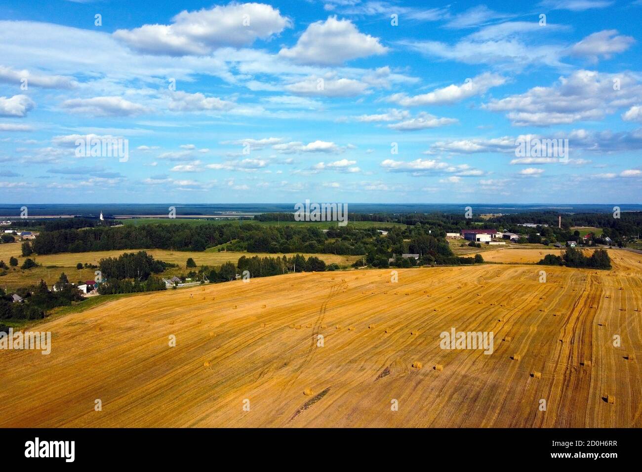 Aerial field view hi-res stock photography and images - Alamy