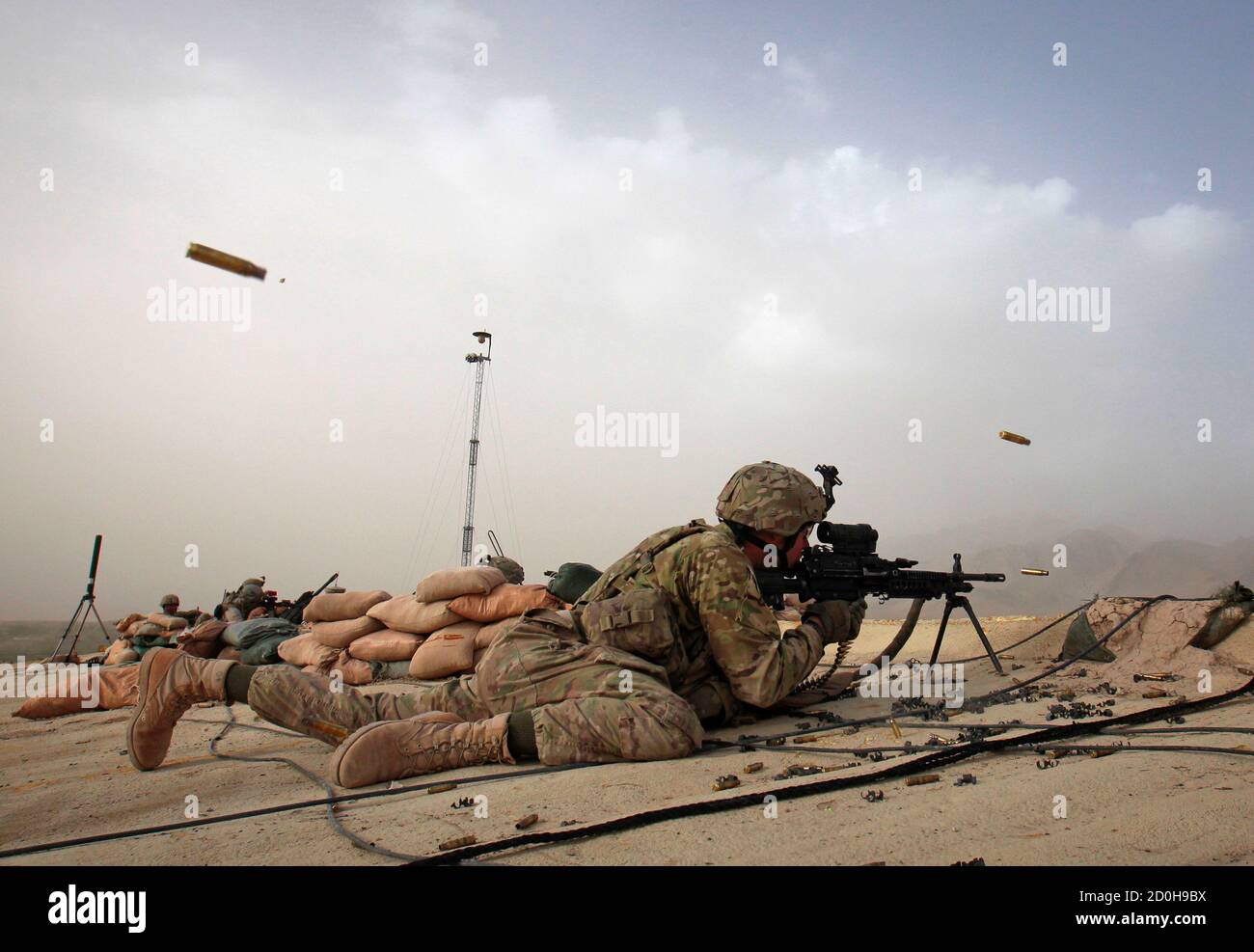 Prone soldier with gun hi-res stock photography and images - Alamy
