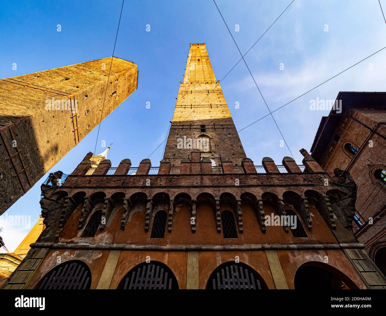 Asinelli tower in Bologna Stock Photo - Alamy