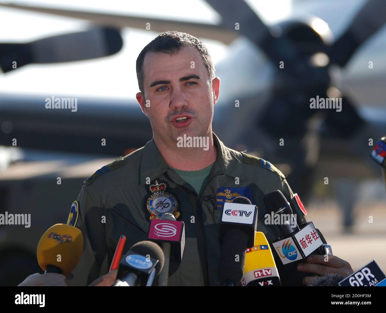 Captain in the royal air force hi-res stock photography and images - Alamy