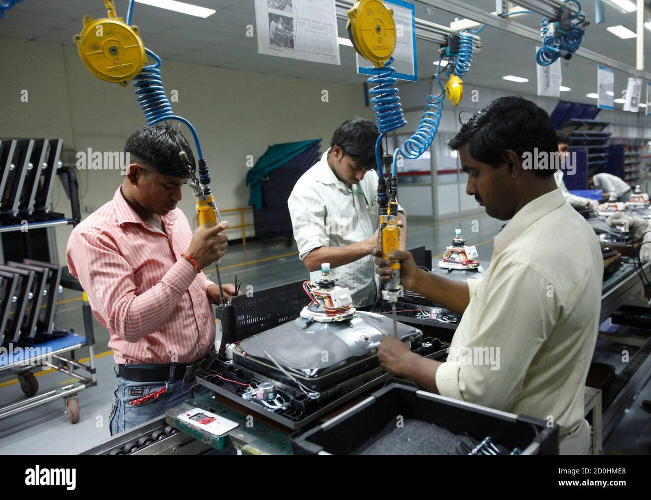 Consumer workers hi-res stock photography and images - Alamy