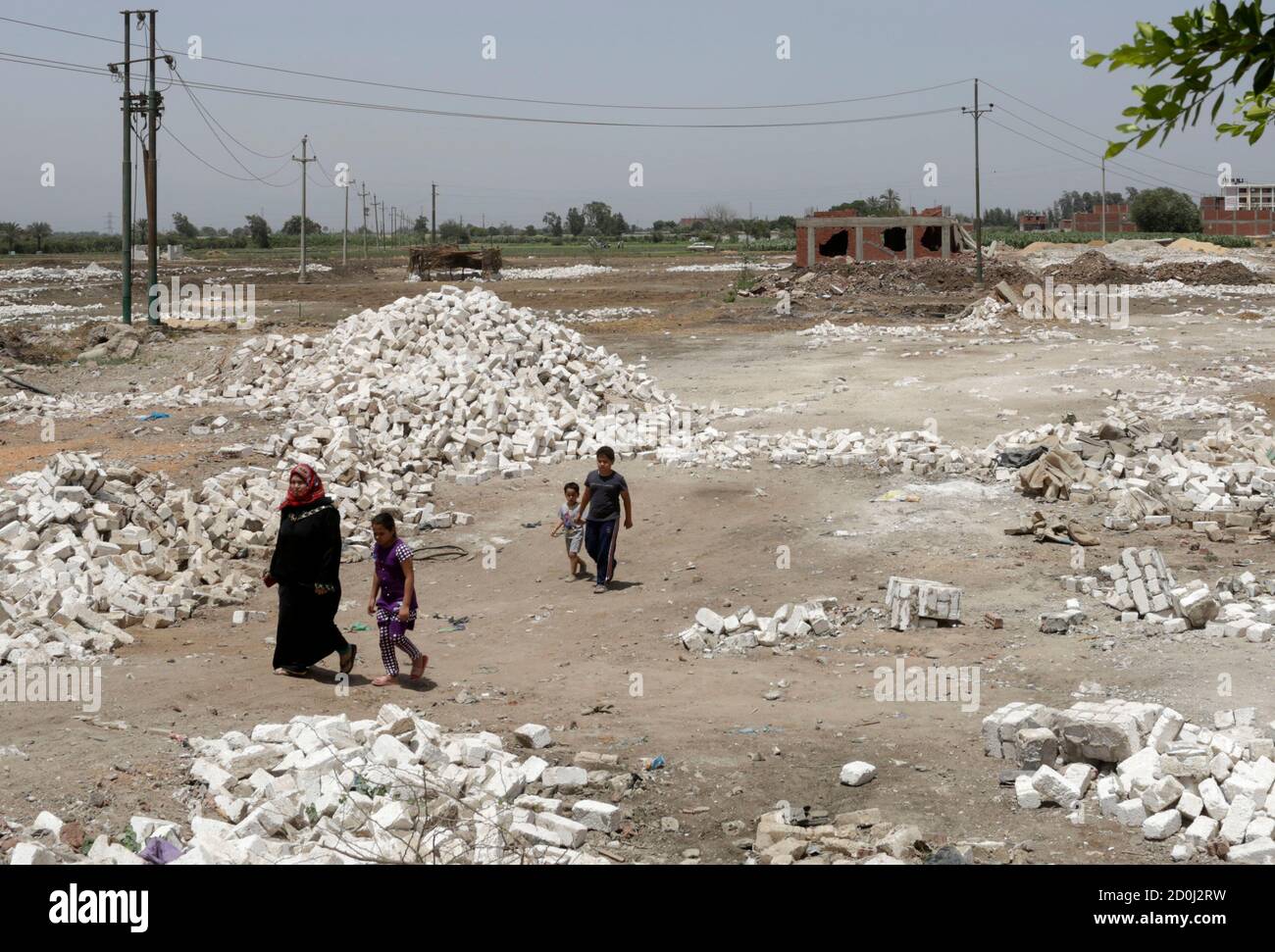 Cairo urban sprawl hi-res stock photography and images - Alamy