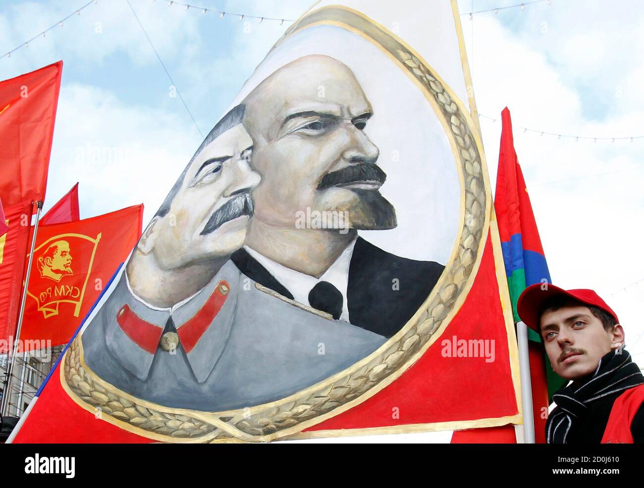 Communist leaders 1917 hi-res stock photography and images - Alamy