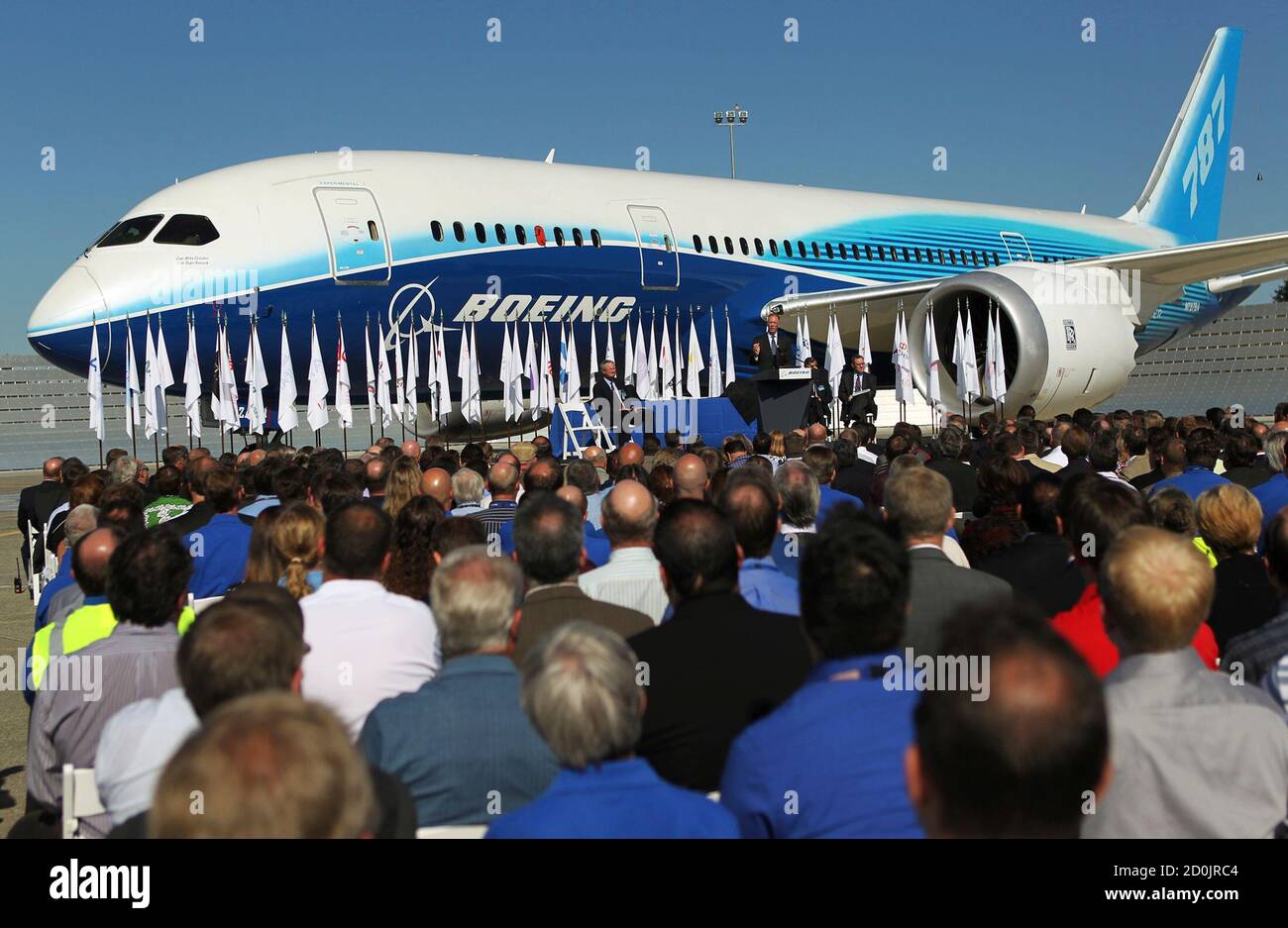 First boeing 787 dreamliner production hi-res stock photography and ...