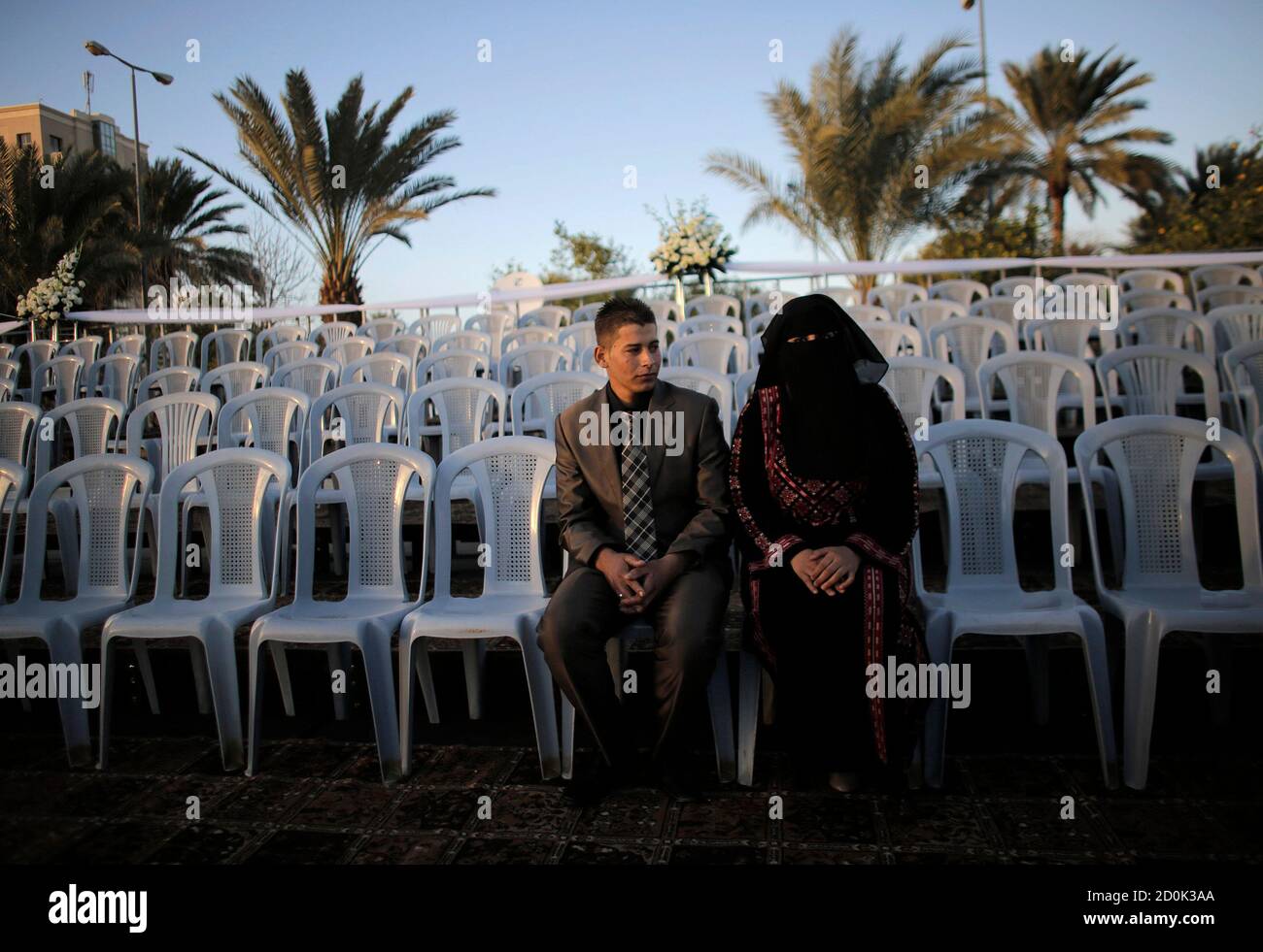 Mass wedding hi-res stock photography and images - Alamy