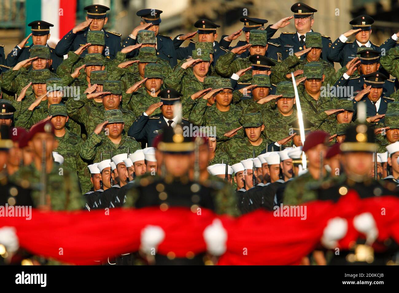 Giant mexican flag hi-res stock photography and images - Alamy