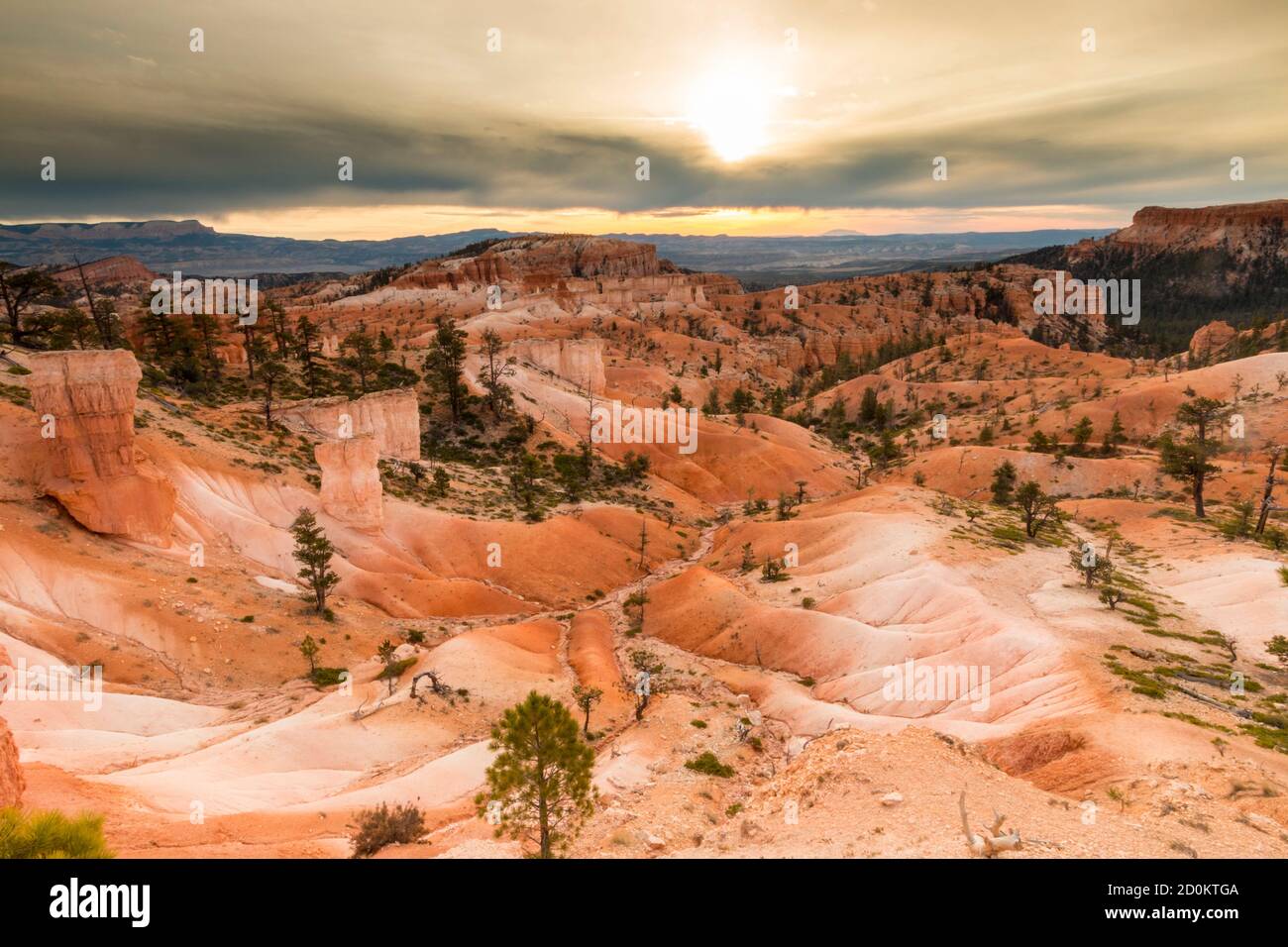 beautiful and inspiring travel and landscapes of Bryce Canyon National ...