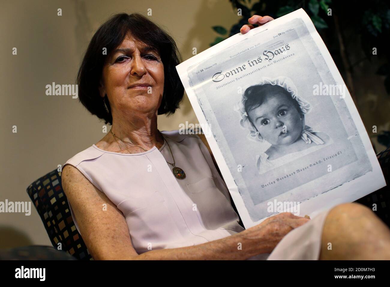 The ideal aryan family hi-res stock photography and images - Alamy