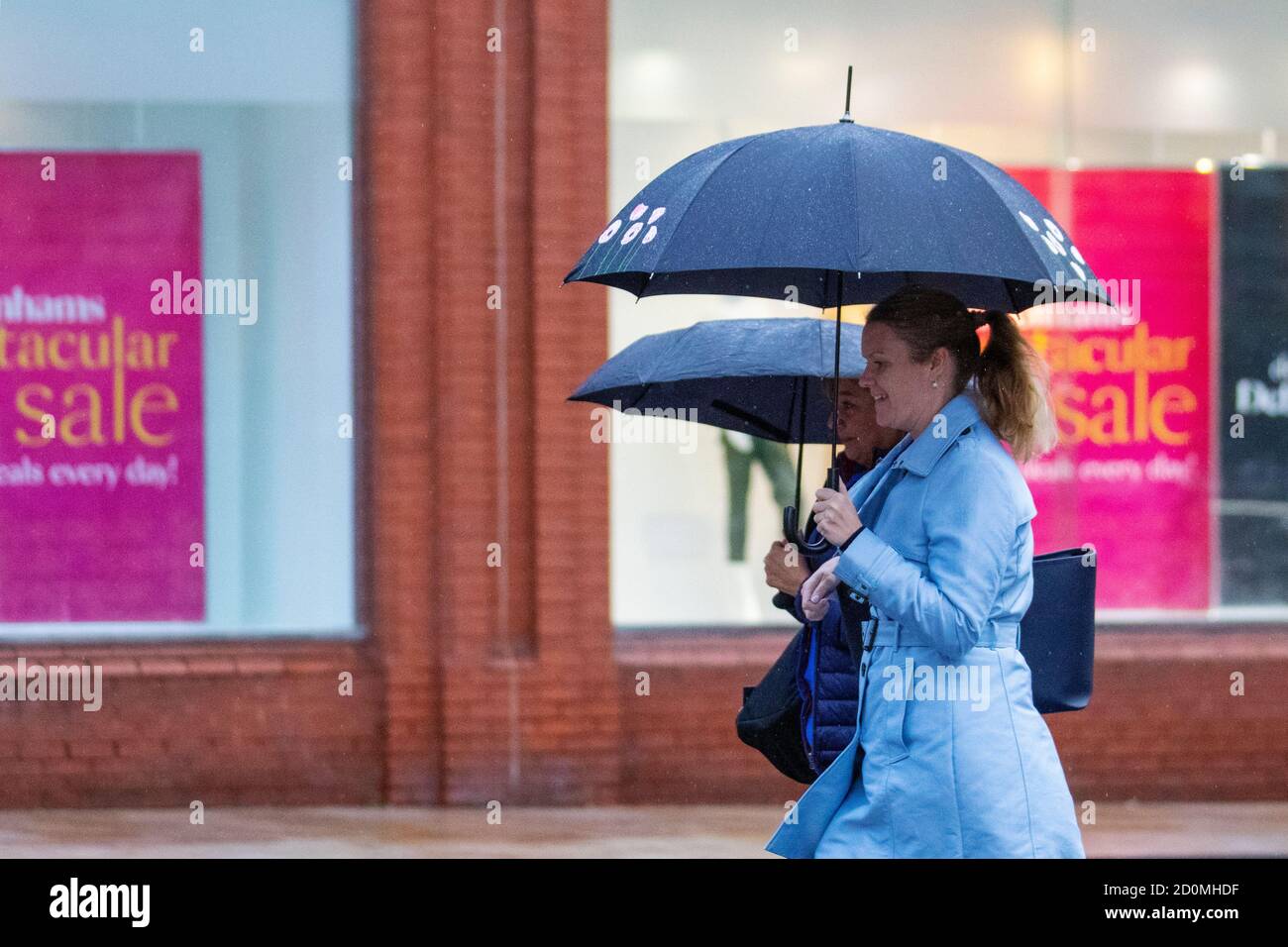 Preston Lancashire Uk Weather 3rd October 2020 Strong Winds And