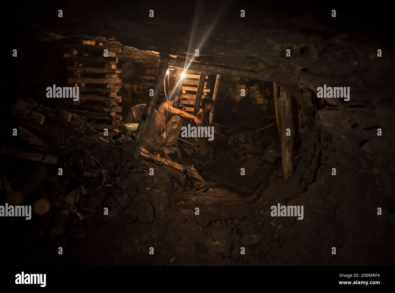 Donkeys mining hi-res stock photography and images - Alamy