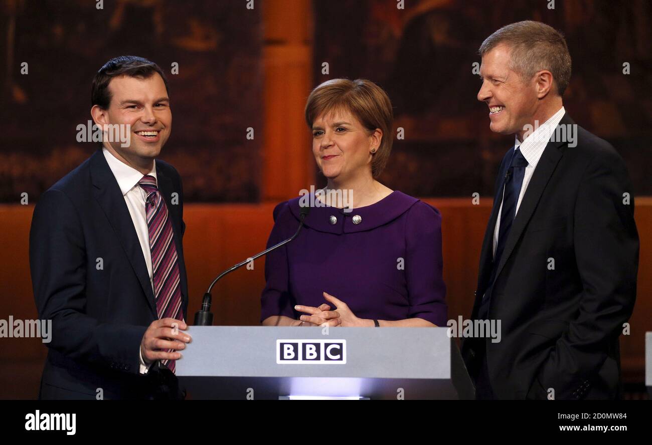 Nicola sturgeon debate 2015 hi-res stock photography and images - Alamy