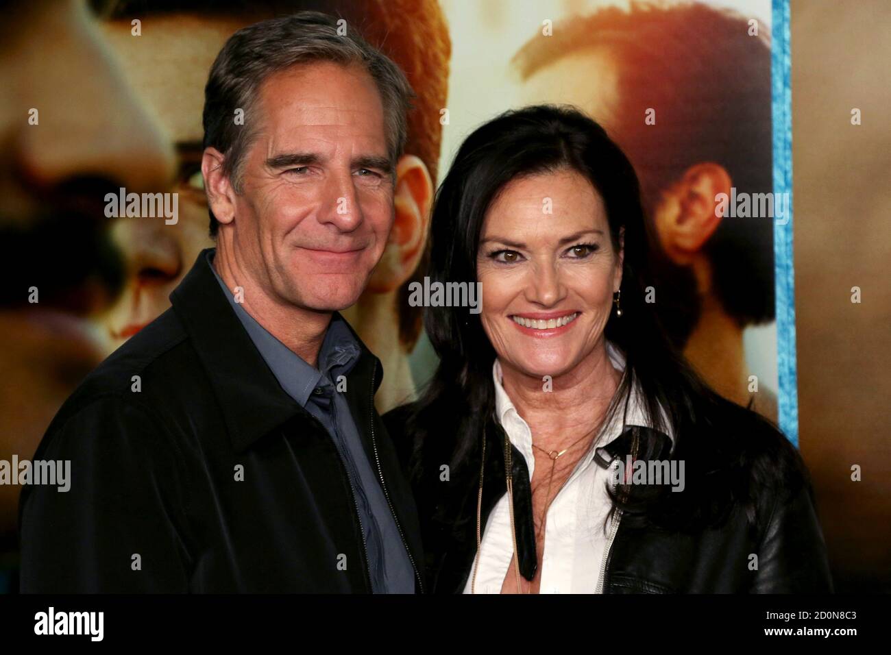 Scott bakula and wife hi-res stock photography and images - Alamy