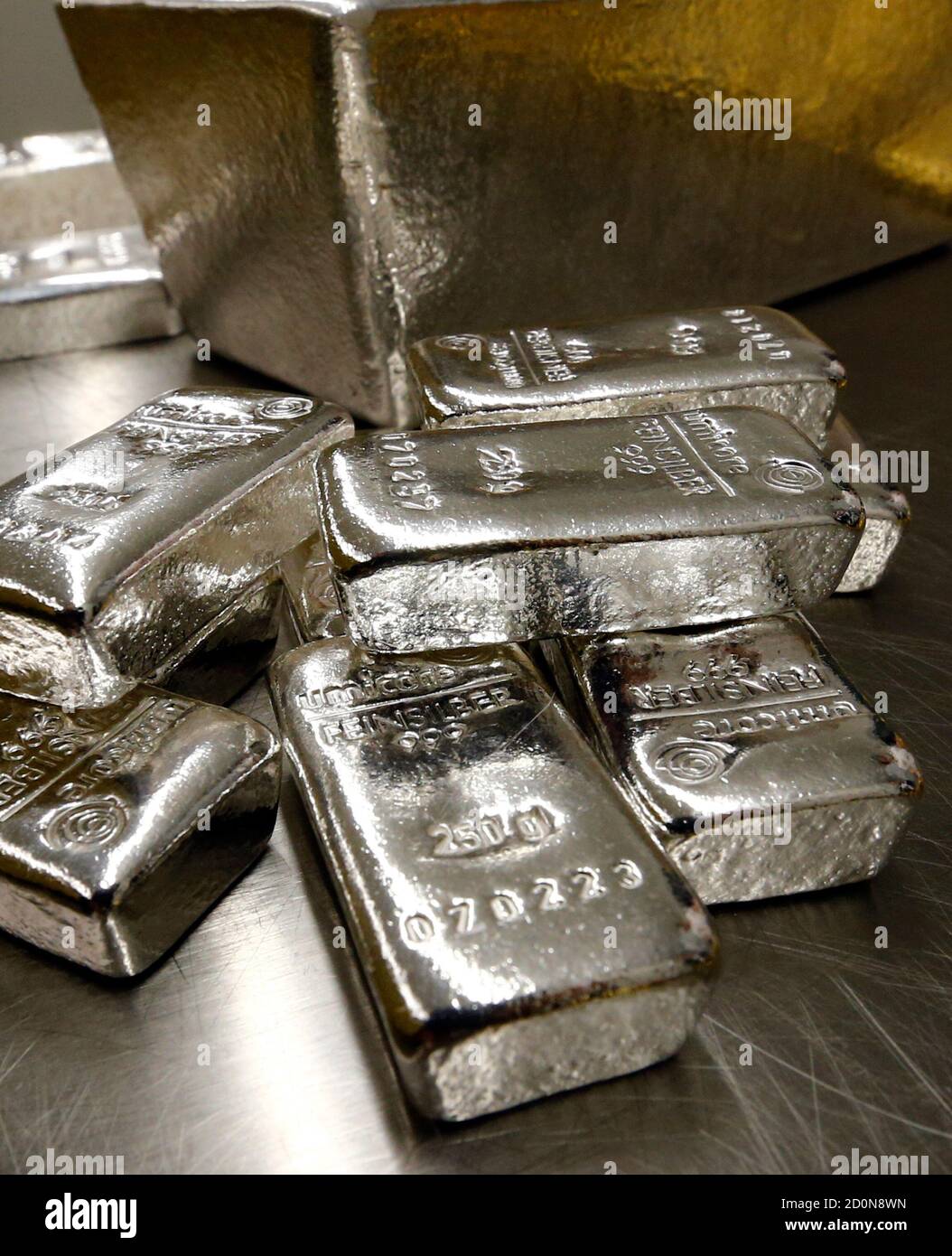 Palladium bars hi-res stock photography and images - Alamy