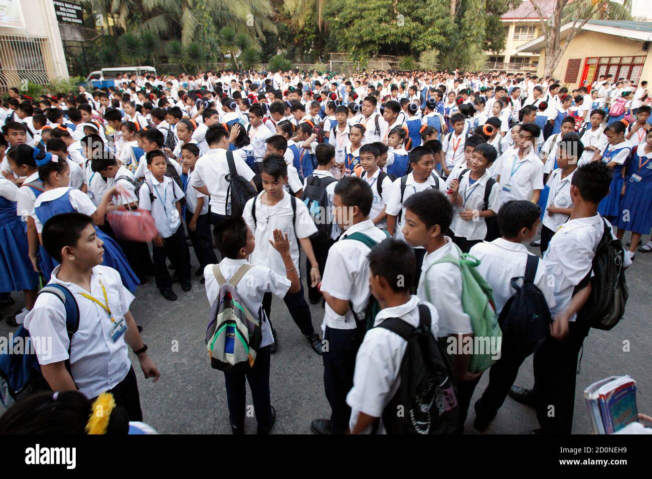 School morning philippines hi-res stock photography and images - Alamy