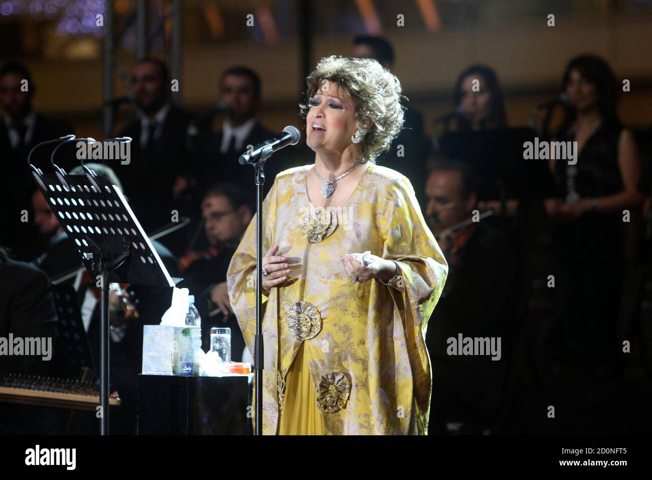 Algerian singer hi-res stock photography and images - Alamy