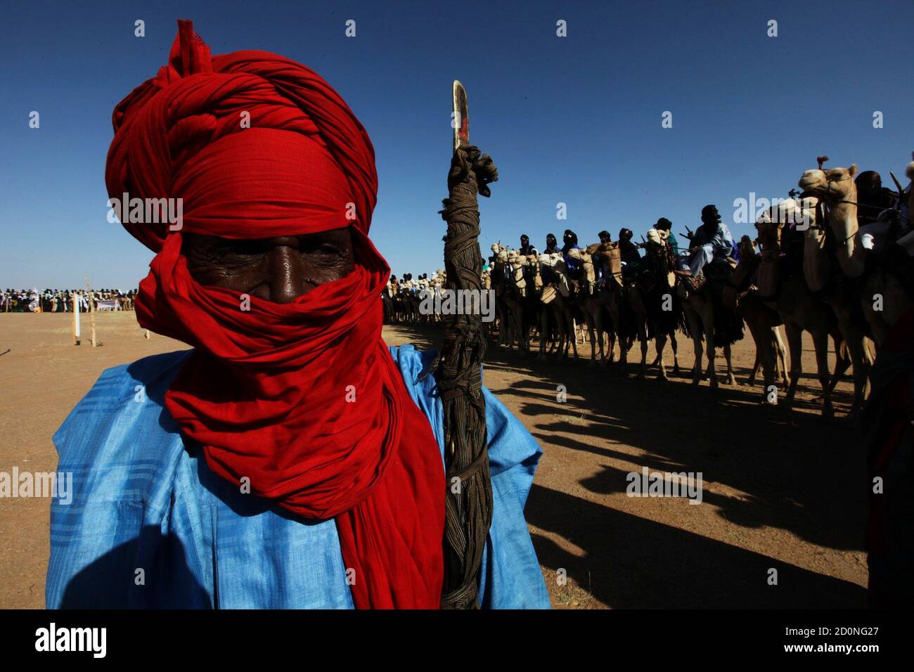 Wodaabe man wearing turban hi-res stock photography and images - Alamy