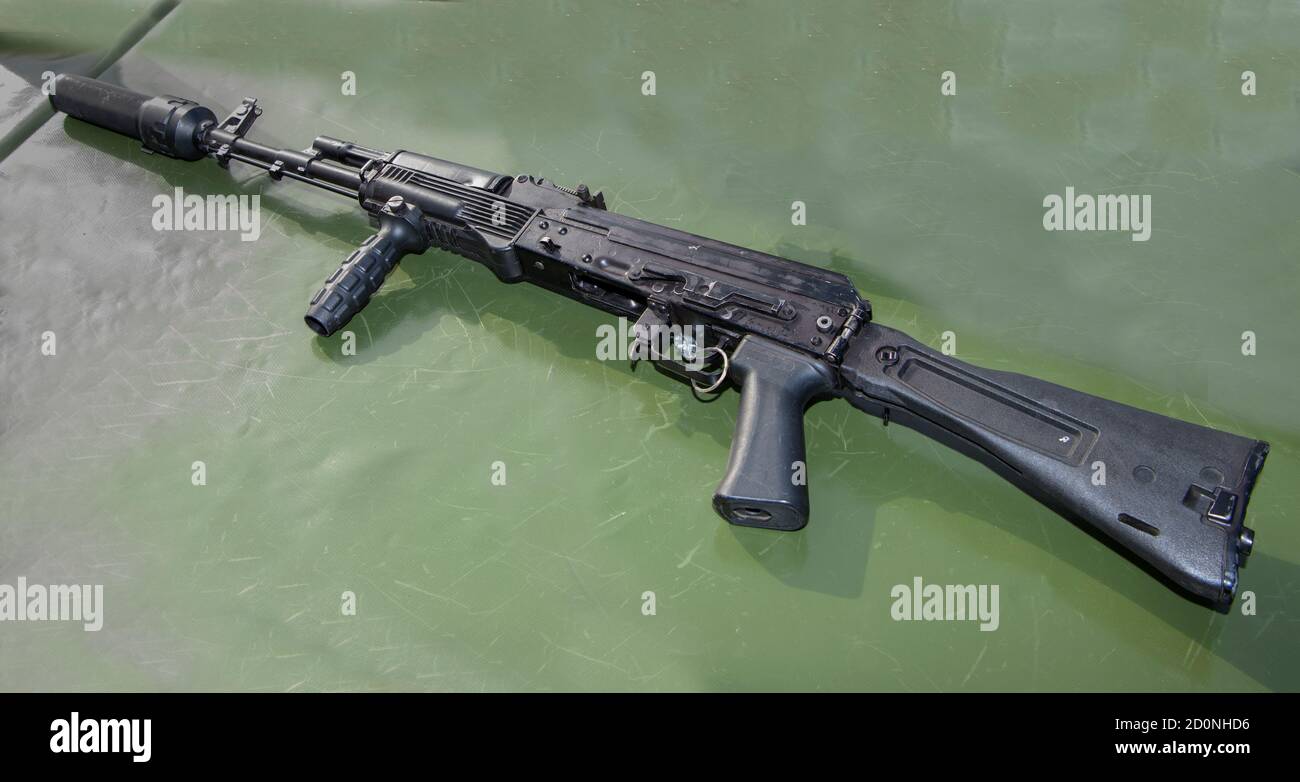 45mm gun hi-res stock photography and images - Alamy