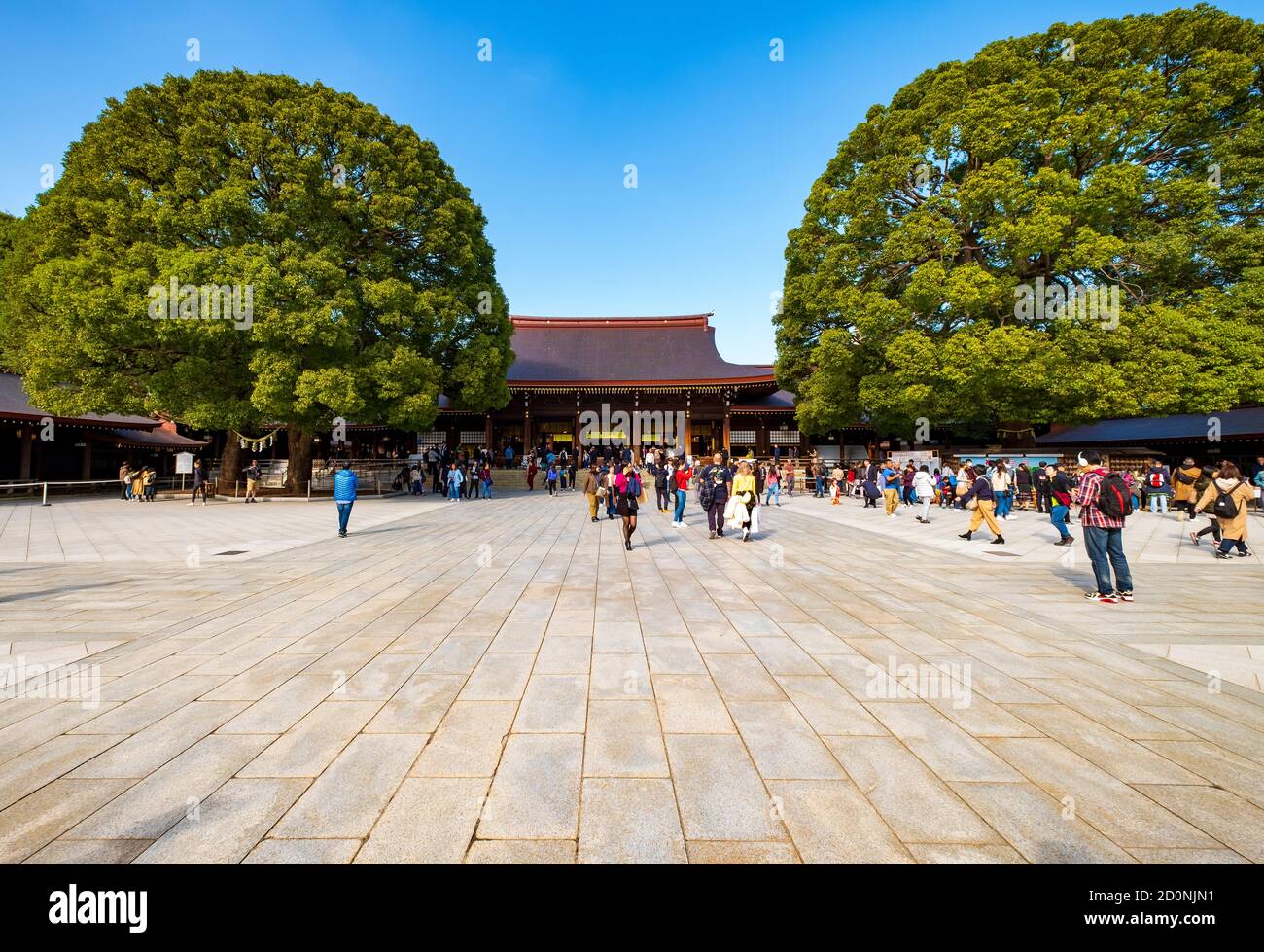 Meiji Jingu shrine in Yoyogi park Stock Photo - Alamy