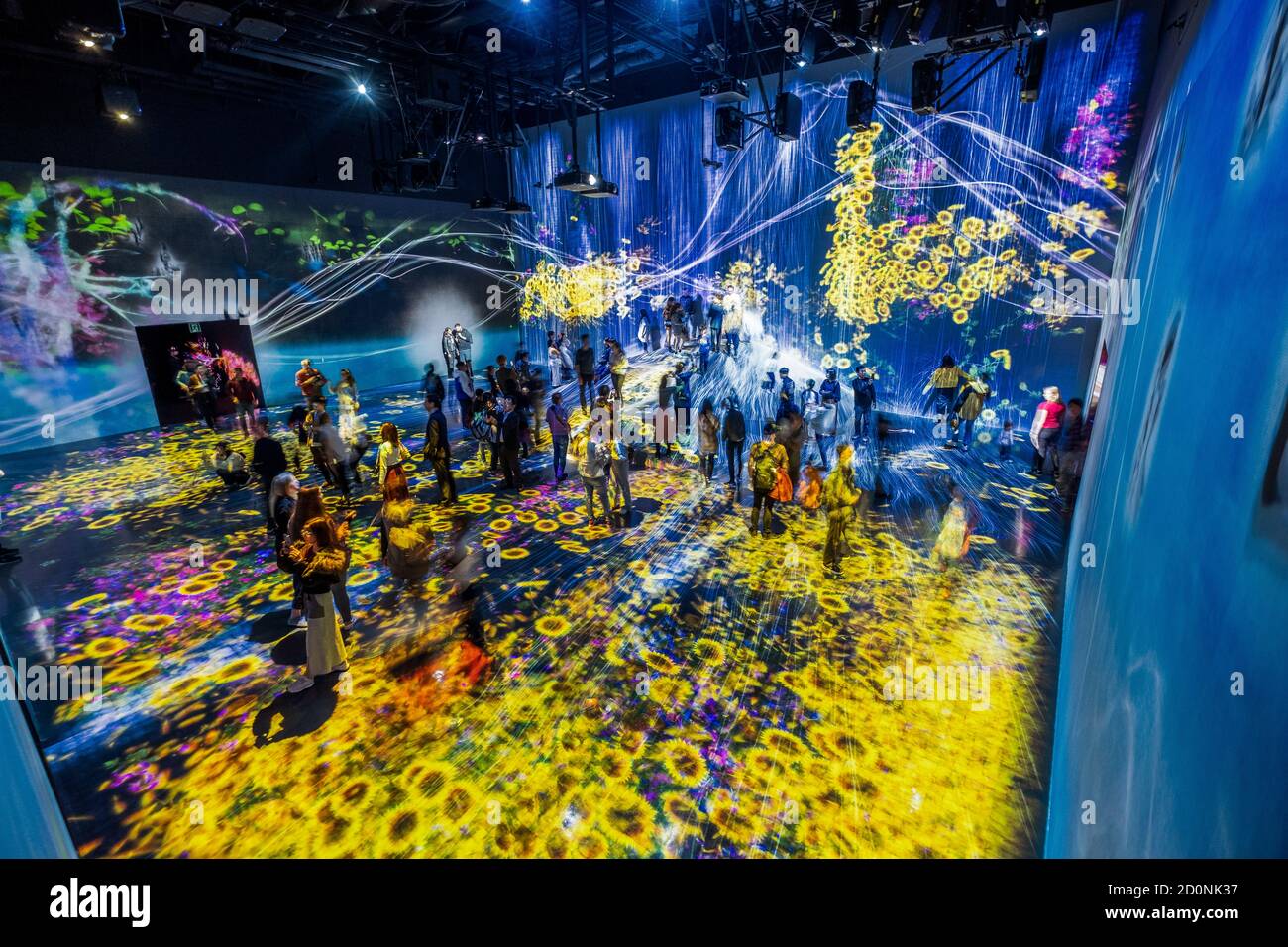 Digital art by teamLab Borderless in Tokyo Stock Photo - Alamy