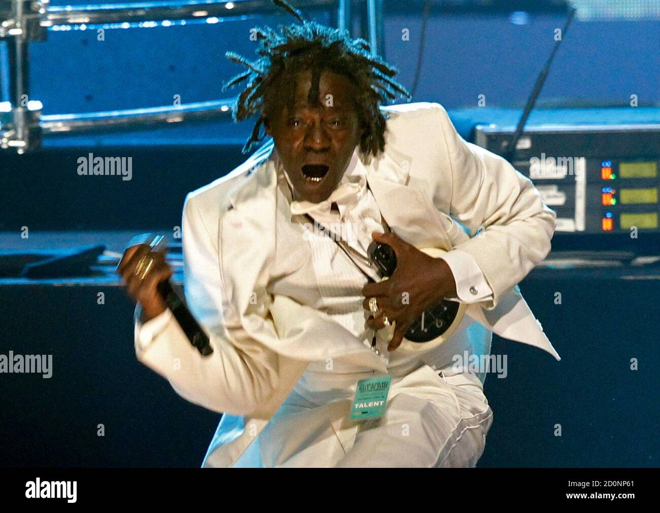 Flava flav public enemy hi-res stock photography and images - Alamy