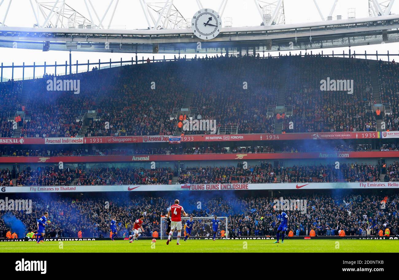 Releasing flares hi-res stock photography and images - Alamy