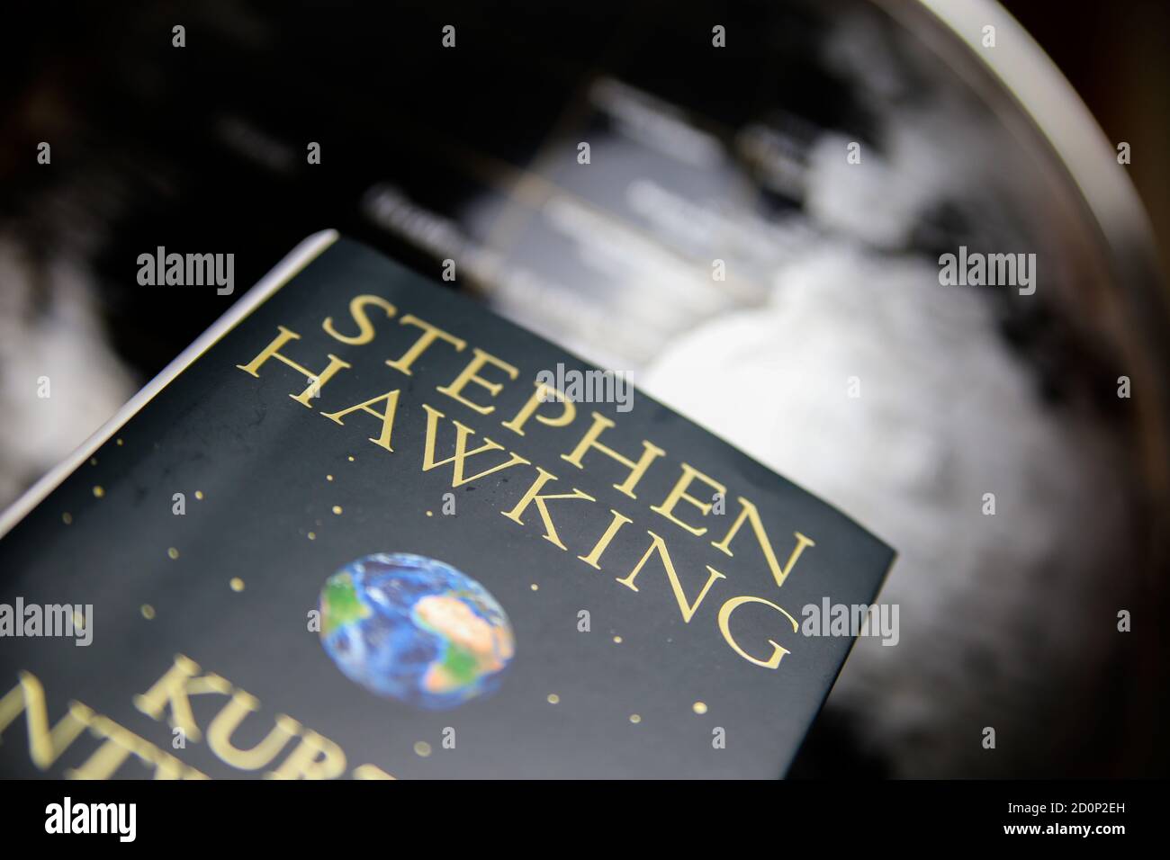 Stephen hawking hi-res stock photography and images - Alamy