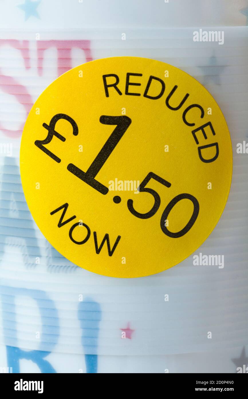 Yellow reduced sticker hi-res stock photography and images - Alamy