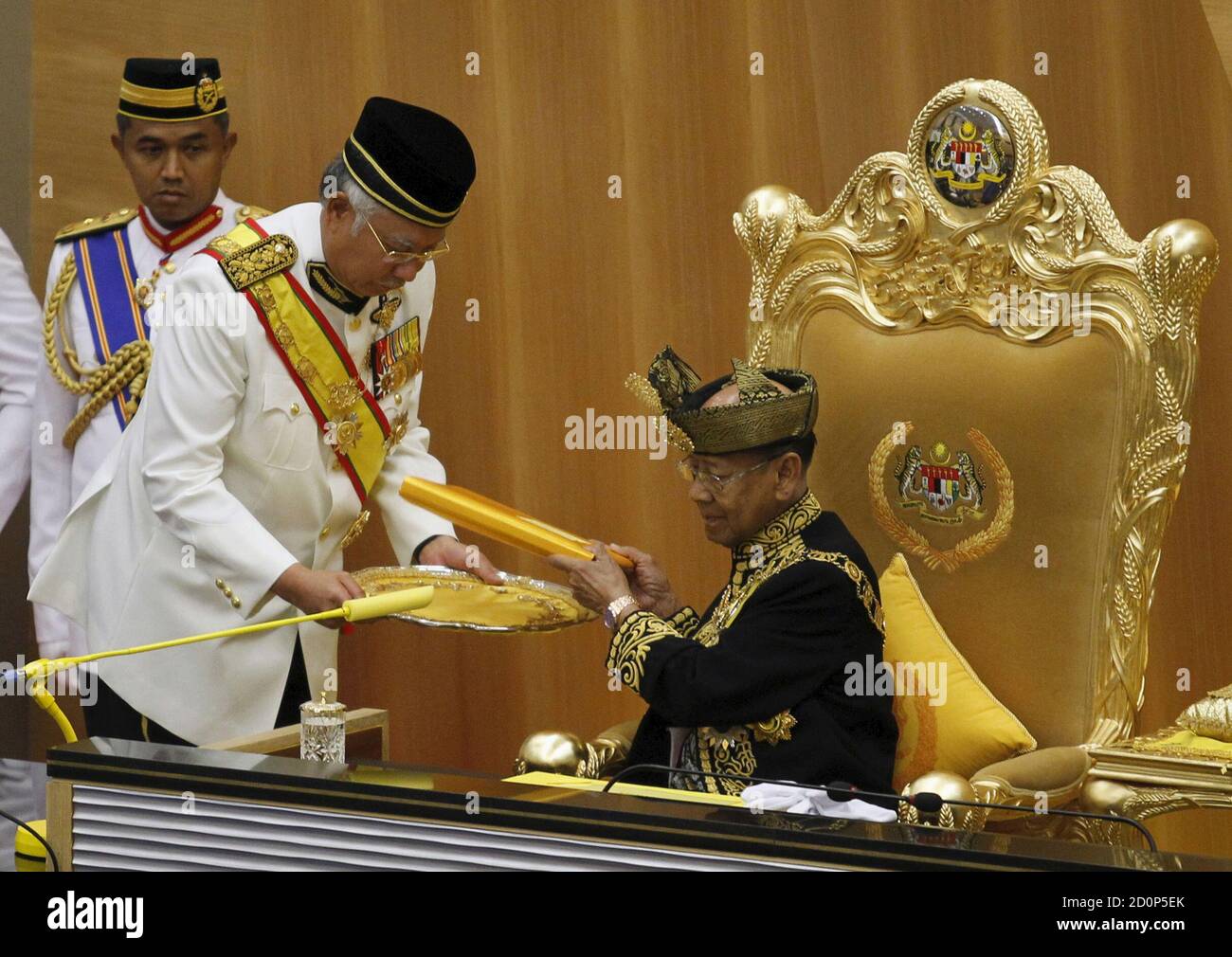 Malay royal hi-res stock photography and images - Alamy