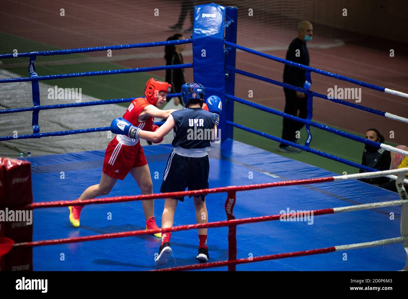 Women Boxing Referee High Resolution Stock Photography and Images - Alamy