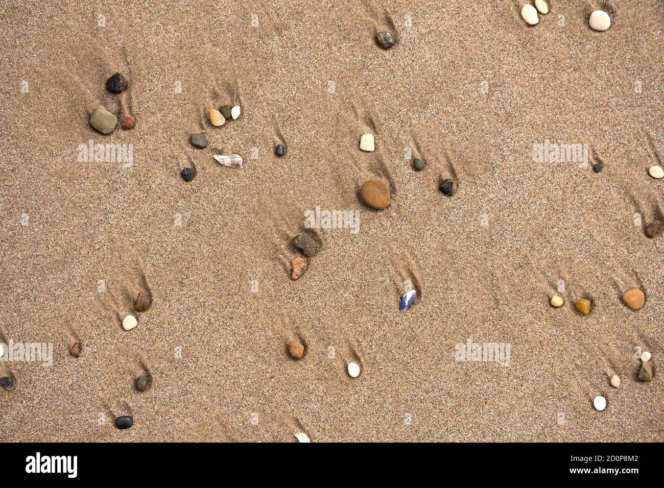 Wave washed pebbles hi-res stock photography and images - Alamy