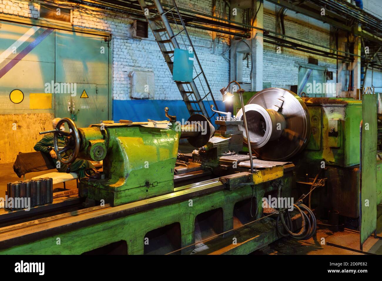 Metalworking process hi-res stock photography and images - Alamy