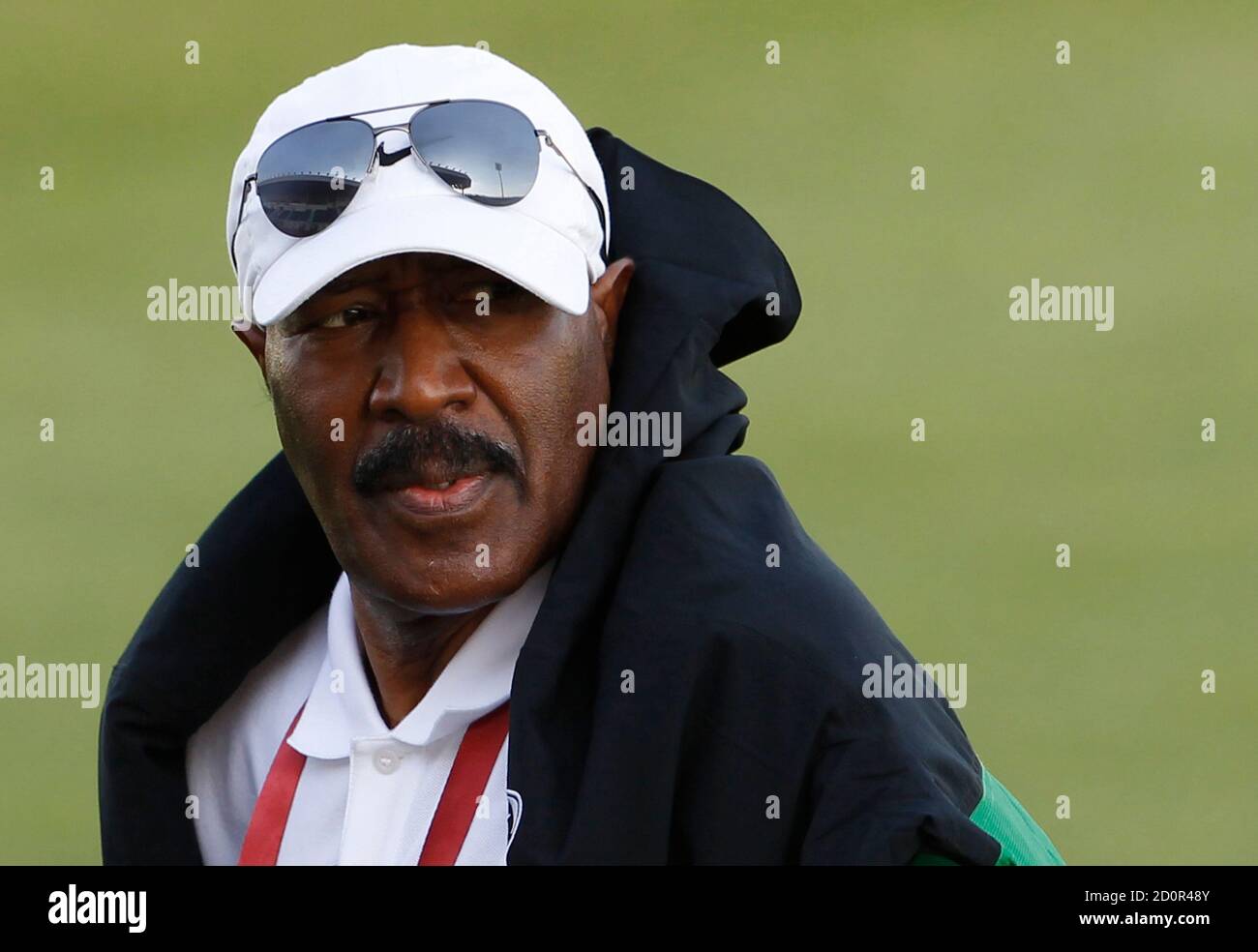 The new saudi arabia coach hi-res stock photography and images - Alamy