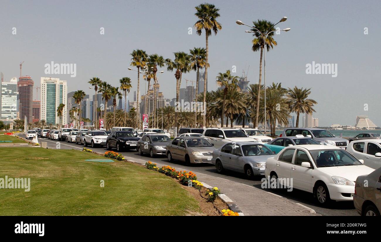 Doha qatar traffic sign hi-res stock photography and images - Alamy