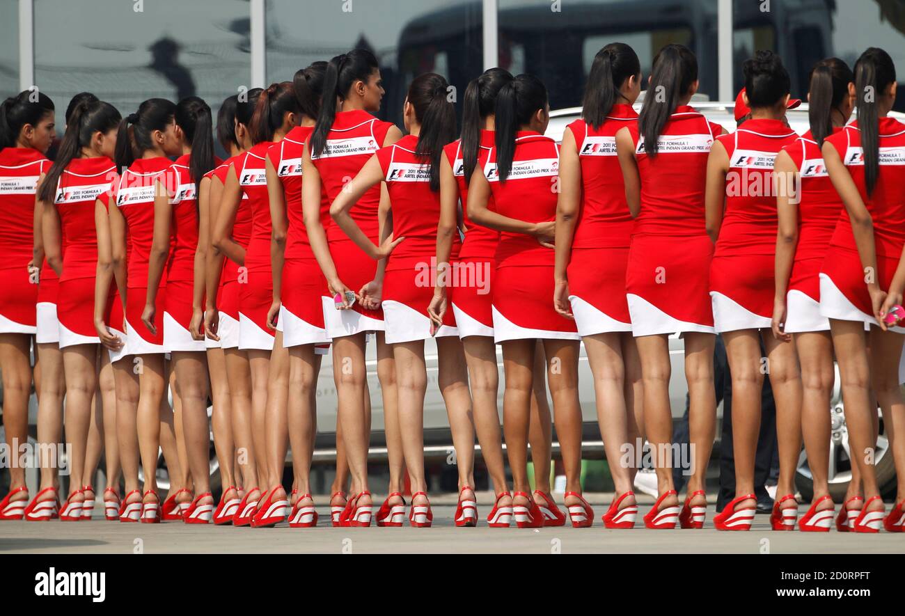 Pit lane girls hi-res stock photography and images - Alamy
