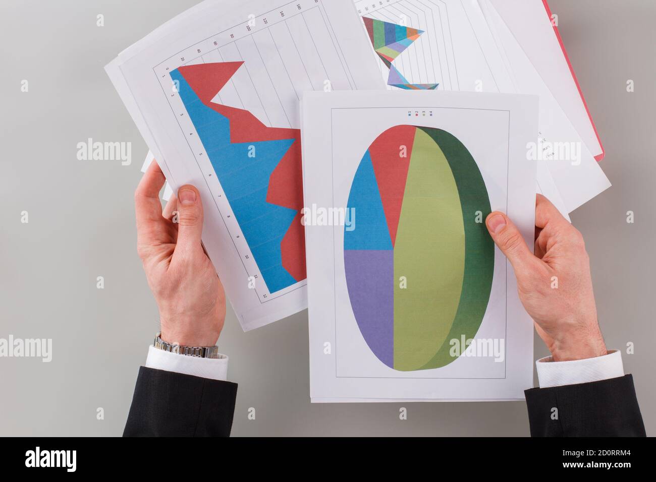 Hand holds document hi-res stock photography and images - Alamy