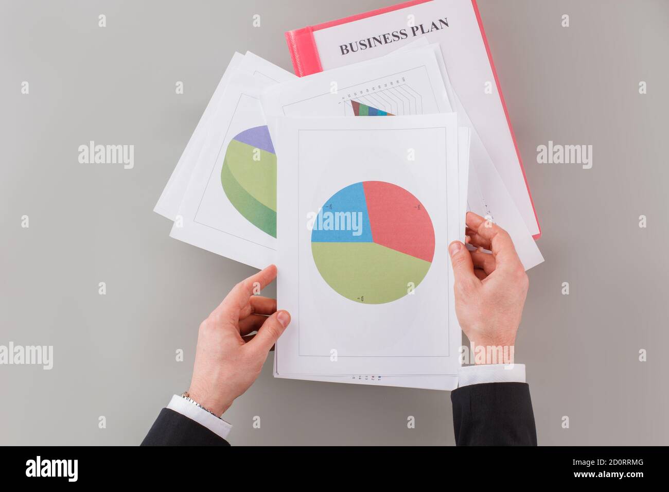 Statistics charts hi-res stock photography and images - Alamy