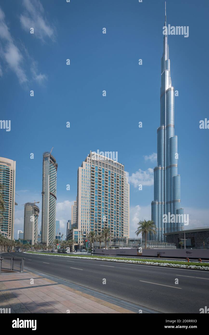 Neo futuristic architecture hi-res stock photography and images - Alamy