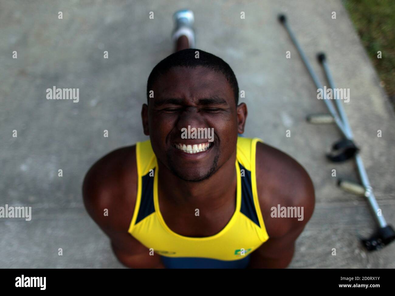 Discus Thrower In Olympics High Resolution Stock Photography and Images ...