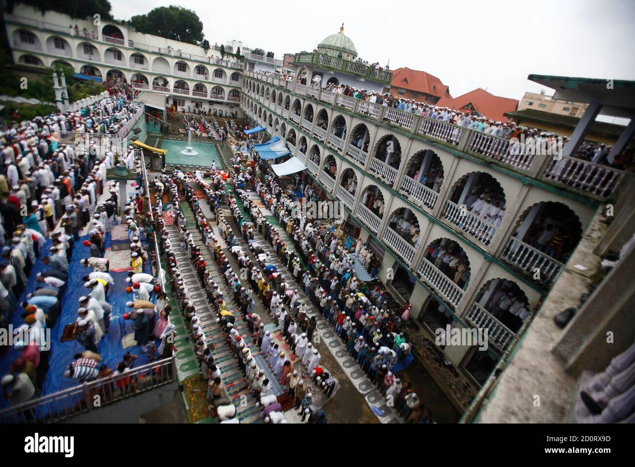 Nepali jame mosque hi-res stock photography and images - Alamy