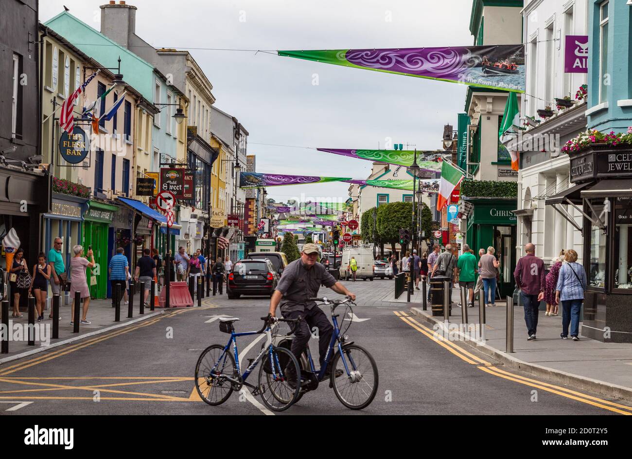 Dingle bars hi-res stock photography and images - Alamy